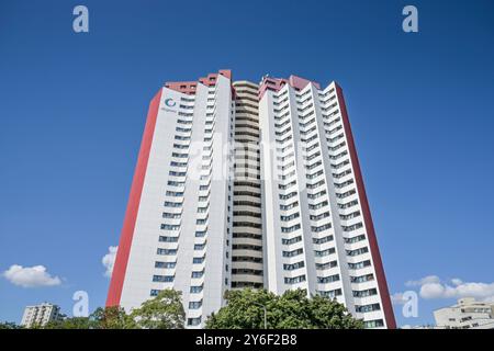 Wohnhochhaus, Zwickauer Damm 12, Gropiusstadt, Neukölln, Berlin ...