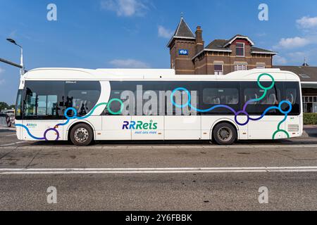 RRReis BYD electric bus Stock Photo - Alamy