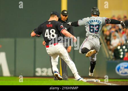 Minnesota Twins pitcher Justin Topa (48) delivers a pitch against the ...