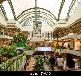 Castle Towers Shopping Centre in Castle Hill, Sydney Stock Photo - Alamy
