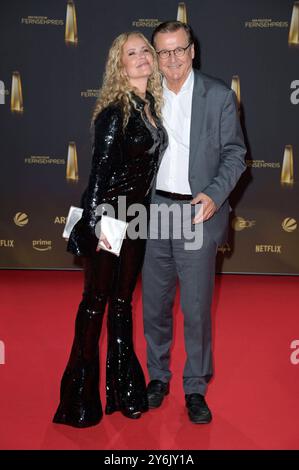 Hans MAHR, Medienmanager, Katja BURKARD, Moderatorin, Roter Teppich ...