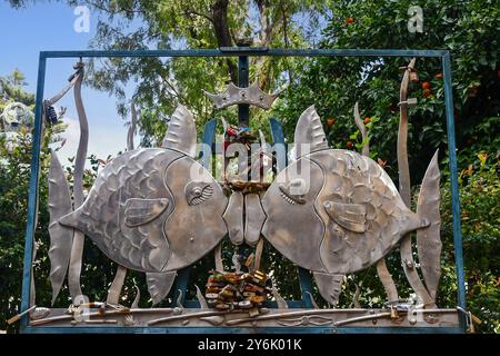 Italy, Liguria, Alassio, Fish Kissing Symbol Alassio by Mario Berrino ...