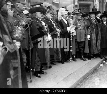 Lord Mayor ' s show . Sir William Pryke , the new Lord Mayor , in his ...