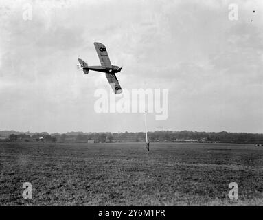 A De Havilland DH 53 Humming Bird aircraft , De Havillands first plane ...