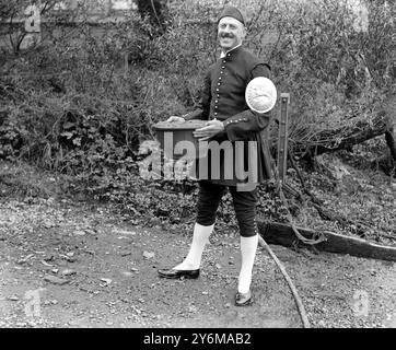 "Landing the Pie" at Eel Pie Island, Twickenham. King Henry VIII and ...