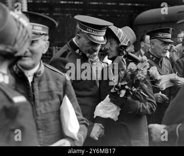 At Victoria. General Evangeline Booth, the new head of the Salvation ...