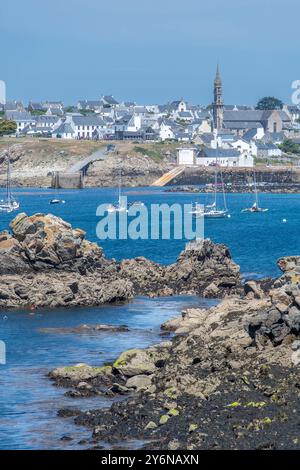 rance. Brittany. Finistere. Island of Ouessant. Lampau Bay. Lampaul and ...
