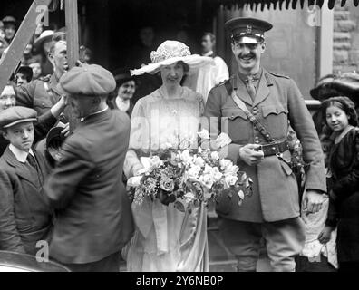 Wedding of Lady Ninian Crichton Stuart and Capt. A. Maule Ramsay at St ...