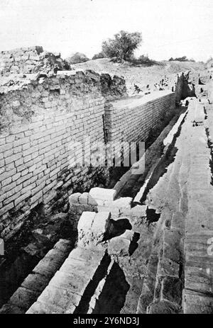 With Bath, Wells, And Drainage: Ancient Indo-Sumerian Houses. Showing ...
