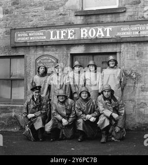 Lifeboat Men 1940 Stock Photo - Alamy