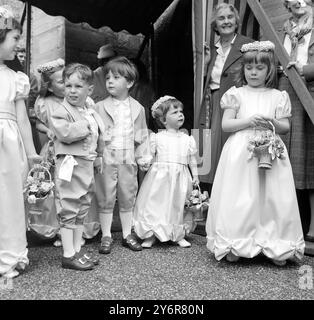 WEDDING OF VERENA KIMMINS - BRIDEGROOM BEN HANBURY / ; 9 MAY 1962 Stock ...