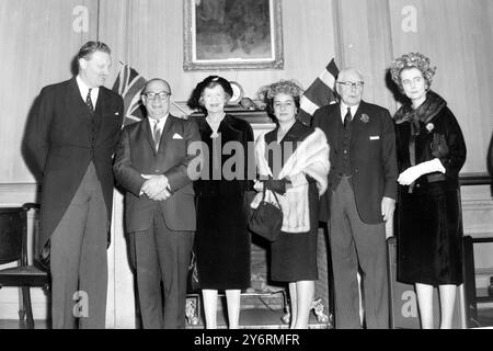 LORD DUNDEE AT RECEPTION IN LONDON / 3 MARCH 1962 Stock Photo - Alamy
