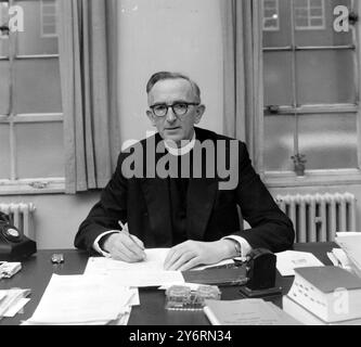 FATHER JOHN ROCHE OF RAF AIR MINISTRY 1 MARCH 1962 Stock Photo - Alamy