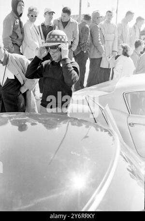 INNES IRELAND - RACING DRIVER IN ACTION DURING 16TH INTERNATIONAL ...