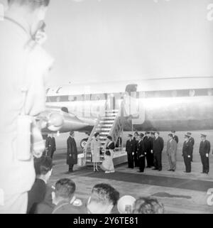 PRINCESS CHICHIBU WITH PRINCESS ALEXANDRA IN TOKYO 18 NOVEMBER 1961 ...