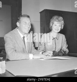 Lucille Ball, 1961 Stock Photo - Alamy