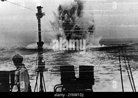 NAVY DEPTH CHARGE FIRED BY SMALL ANTI SUBMARINE 29 JULY 1961 Stock ...