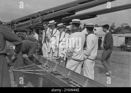 REGATTAS HENLEY PRINCESS ELIZABETH CHALLENGE CUP 5 JULY 1961 Stock ...