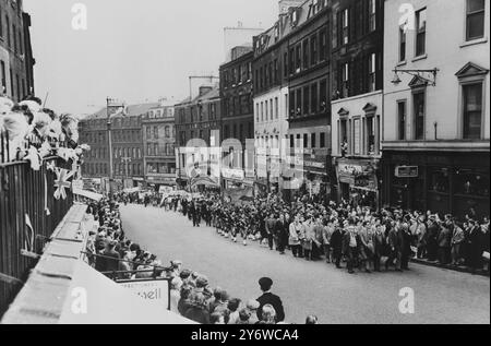 SCOTTISH MINERS CELEBRATE MAY DAY - - 3 MAY 1961 Stock Photo - Alamy