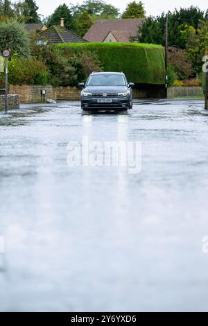 Flooding in the village of Down Ampney in the Cotswolds ...