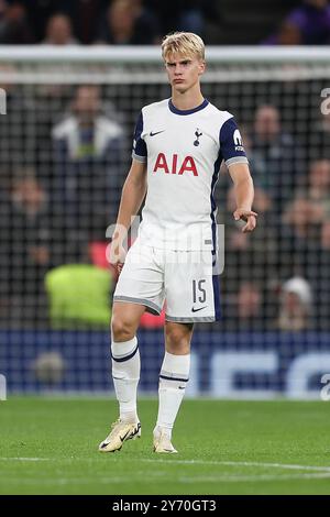 Tottenham Hotspur midfielder Lucas Bergvall (15) celebrates during the ...