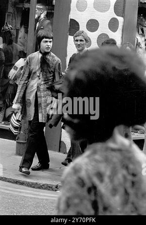 Fashion - Sixties Fashion - Mini Skirts - Carnaby Street - 1968 Stock ...