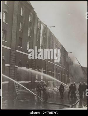 WW2 - London under fire - bomb damage in Duke Street, St James Date ...