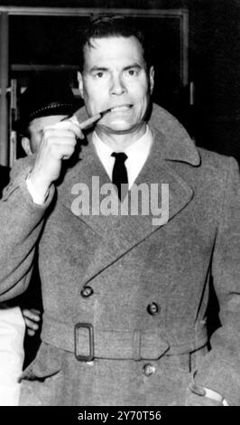 George Lincoln Rockwell, leader of the American Nazi Party, delivering ...