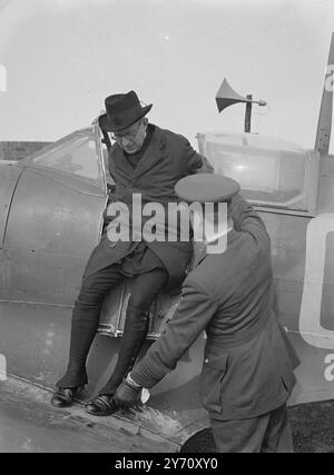 Bishop of Truro 1945 Stock Photo - Alamy