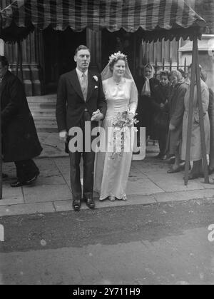 Drake -Lee , Morris - Wheeler wedding . Inside Church . 1 January 1947 ...