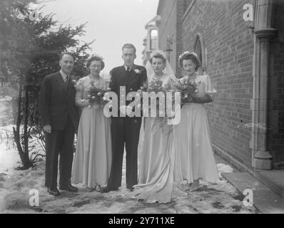 Whitelock - Saunders Wedding . 1 January 1947 Stock Photo - Alamy