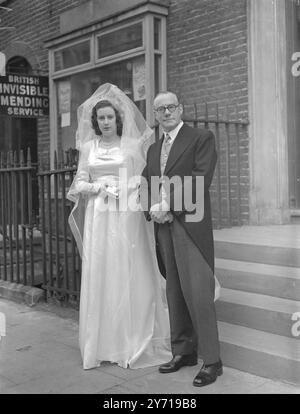 NEPHEW OF MR . CHURCHILL WEDS Mr . GILES ROMILLY , a nephew of Mr ...
