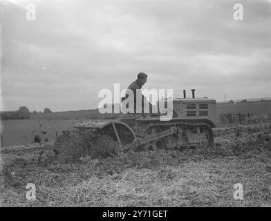 The Fowler FD2 tractor with rotavator 1940 Stock Photo - Alamy
