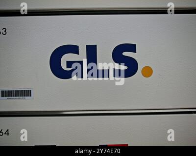 GLS General Logistics Systems transport and distribution GLS General ...