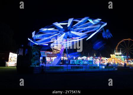 Wallingford Fun Fair at Night - Friday 27th September 2024 Stock Photo ...