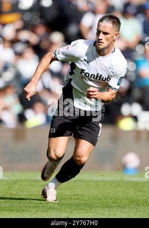 Jerry Yates of Derby County in action. EFL Skybet championship match ...