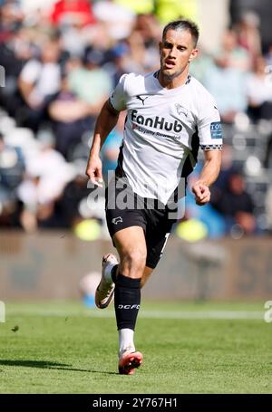 Jerry Yates of Derby County in action. EFL Skybet championship match ...