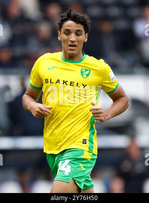 Ben Chrisene of Norwich City during the Sky Bet Championship match ...