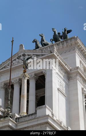 Rome’s iconic Wedding Cake Building, the popular nickname of Altare ...