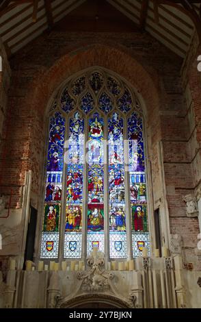THE JESSE TREE STAINED GLASS IN THE ROYAL DOOR CHARTRES CATHEDRAL EURE ...