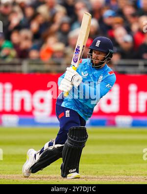 England's Ben Duckett bats during play on day one of the fifth and ...