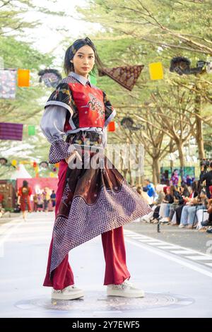 The Second Kediri Fashion Batik Festival "Kadhiri Tutur Wikara" in ...