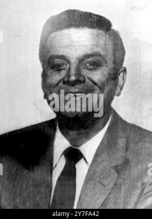 RITA HAYWORTH with husband JAMES HILL, 1950s Stock Photo - Alamy