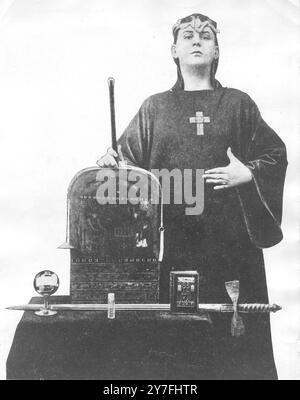 Religious Cult Leader, Aleister Crowley Stock Photo - Alamy