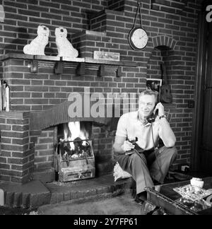 RICHARD DENNING (1914-1998) American film and radio actor about 1960 ...