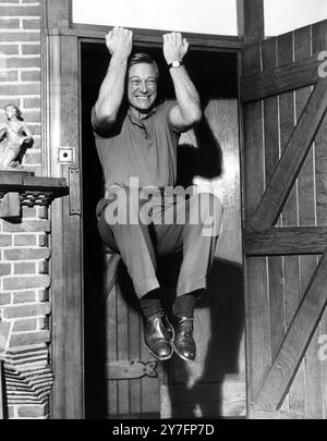 Richard Denning (1914 - 1998) American actor who starred in B Movie ...