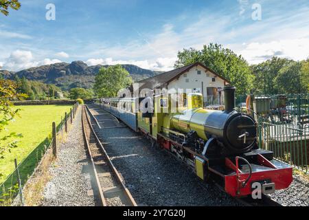 Narrow gauge steam train at Dalegarth Station, Eskdale, Cumbria, Lake ...