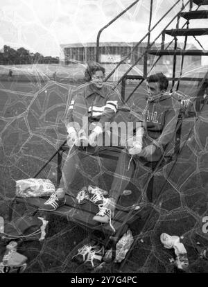 1956 Olympics in Melbourne, athletics, 800 meters, action. Audun Boysen ...