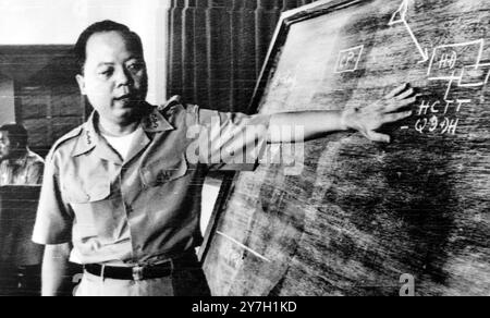 MAJOR GENERAL KHANH NGUYEN AT PRESS CONFERENCE IN SAIGON / ; 4 ...