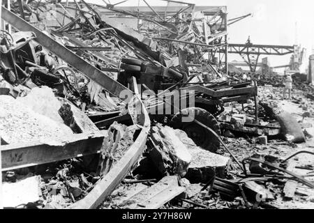 SHIPS STAR OF ALEXANDRIA PART NEAR BONE AFTER EXPLOSION IN ALGERIA ; 28 ...